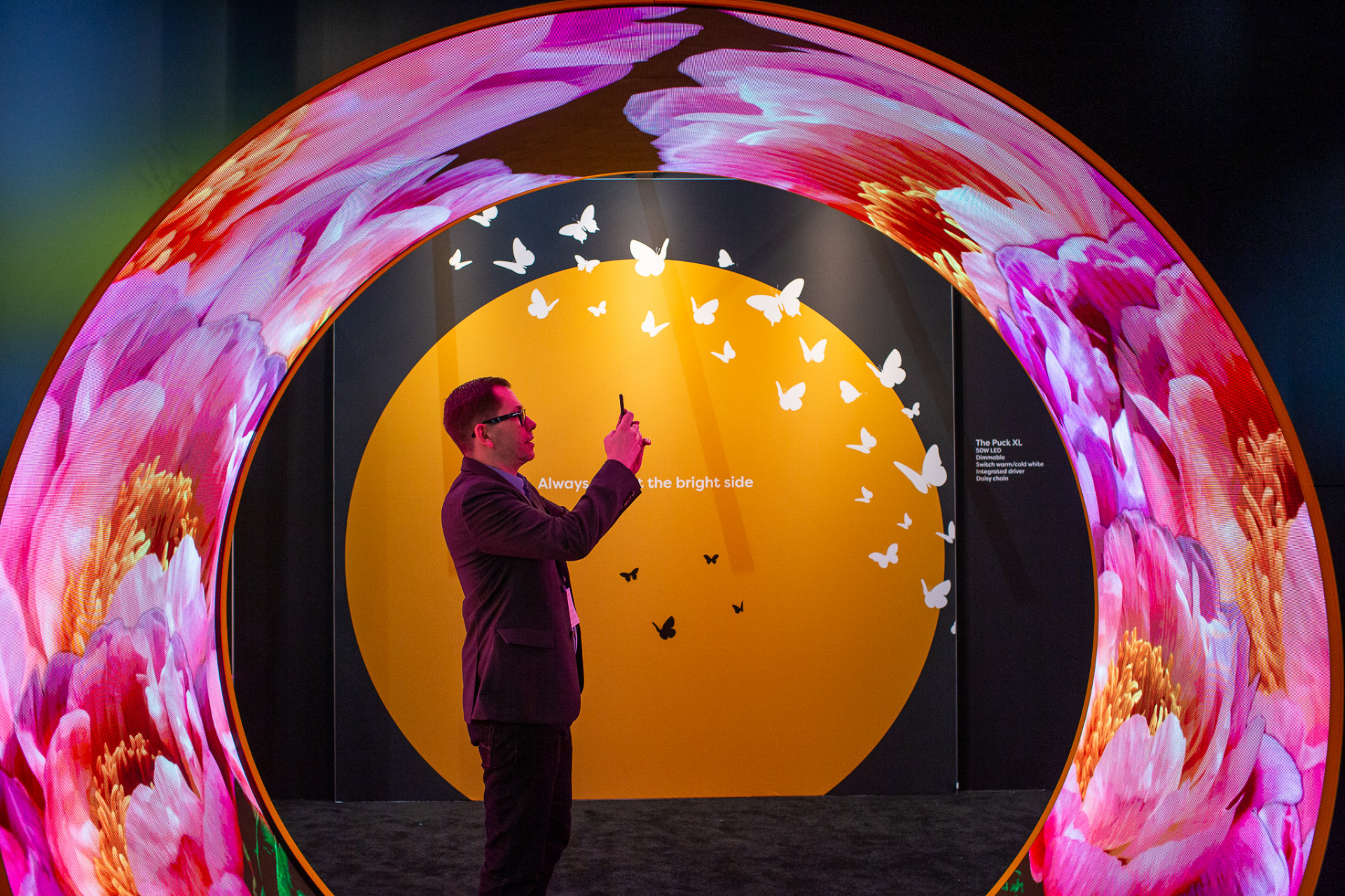 Build an incredible LED screen with high-quality LED tiles!