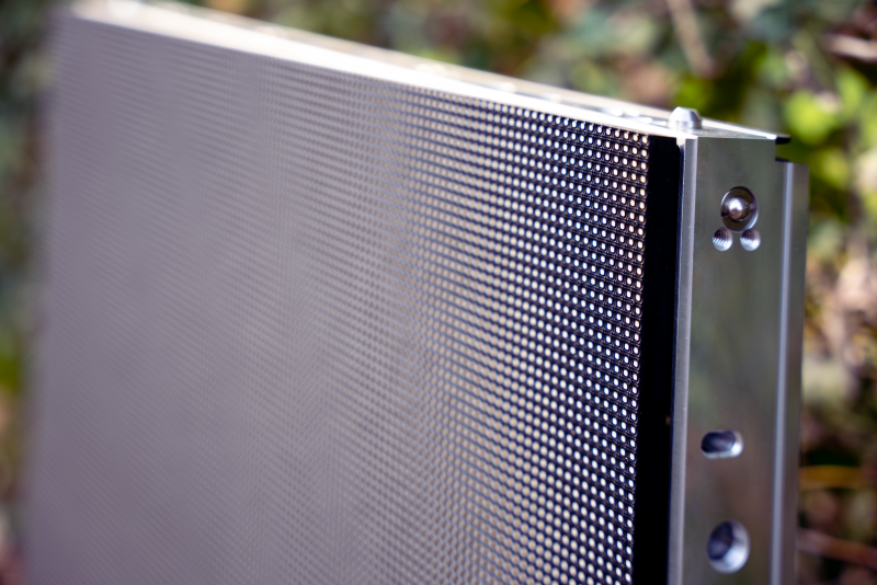 Build an incredible LED screen with high-quality LED tiles!